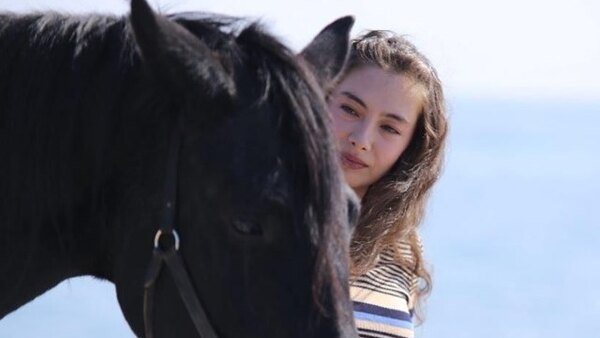The Ambassador's Daughter Season 1 Episode 1