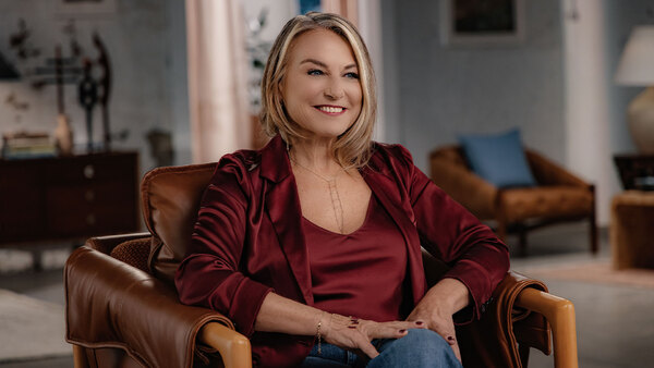 Masterclass: Esther Perel Teaches Relational Intelligence Season 1 ...