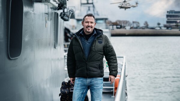 Axel Gaat Binnen Season 1 Episode 1