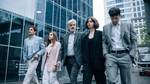 Los Casablanca Season 1 Episode 159