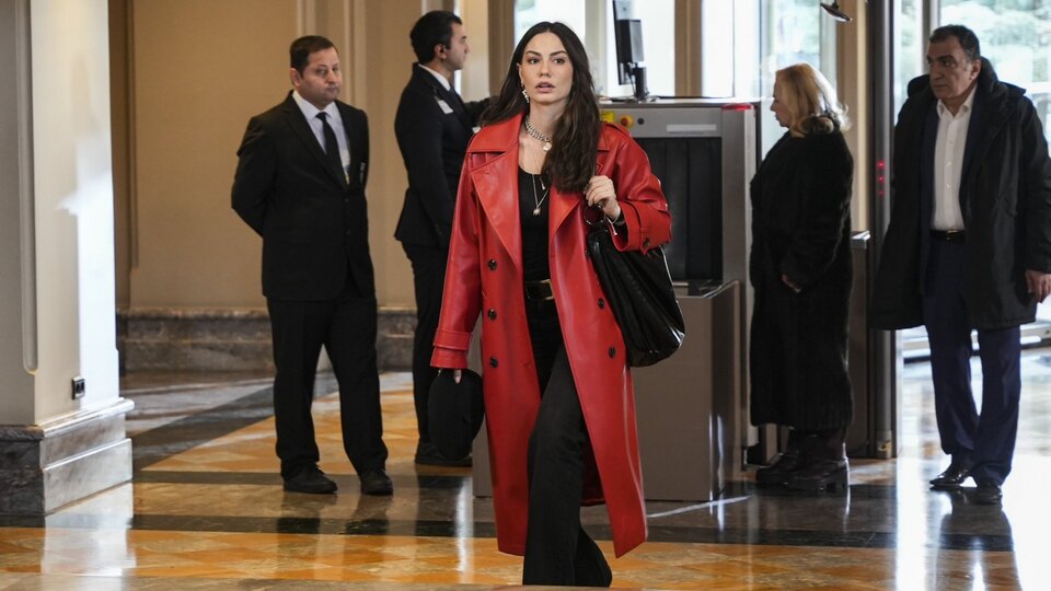 Eshref Ruya (TV Series 2025 - Now)