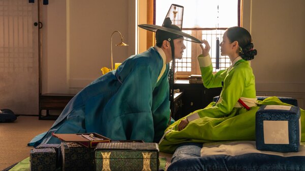 The Scandal Season 1 Episode 1